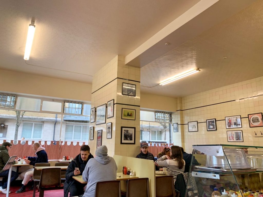 時の流れに流されず Greasy Spoon（グリーシー・スプーン） | BRITISH MADE